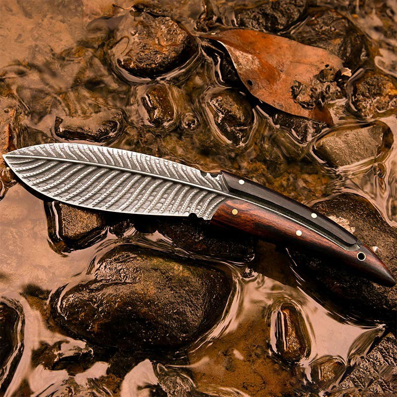 Outdoor self-defense Damascus steel forged knife – Belt Buck