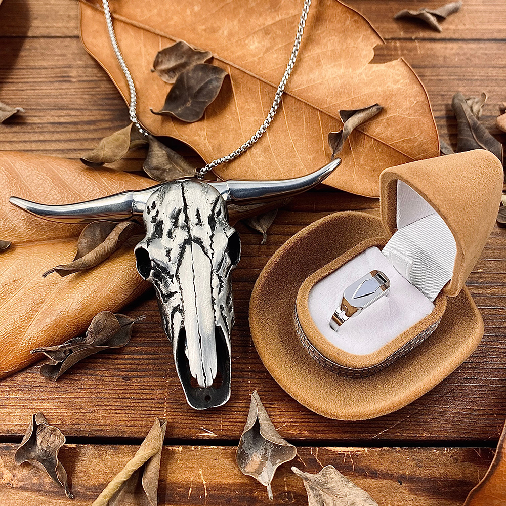 Longhorn Bull Set – Belt Buck